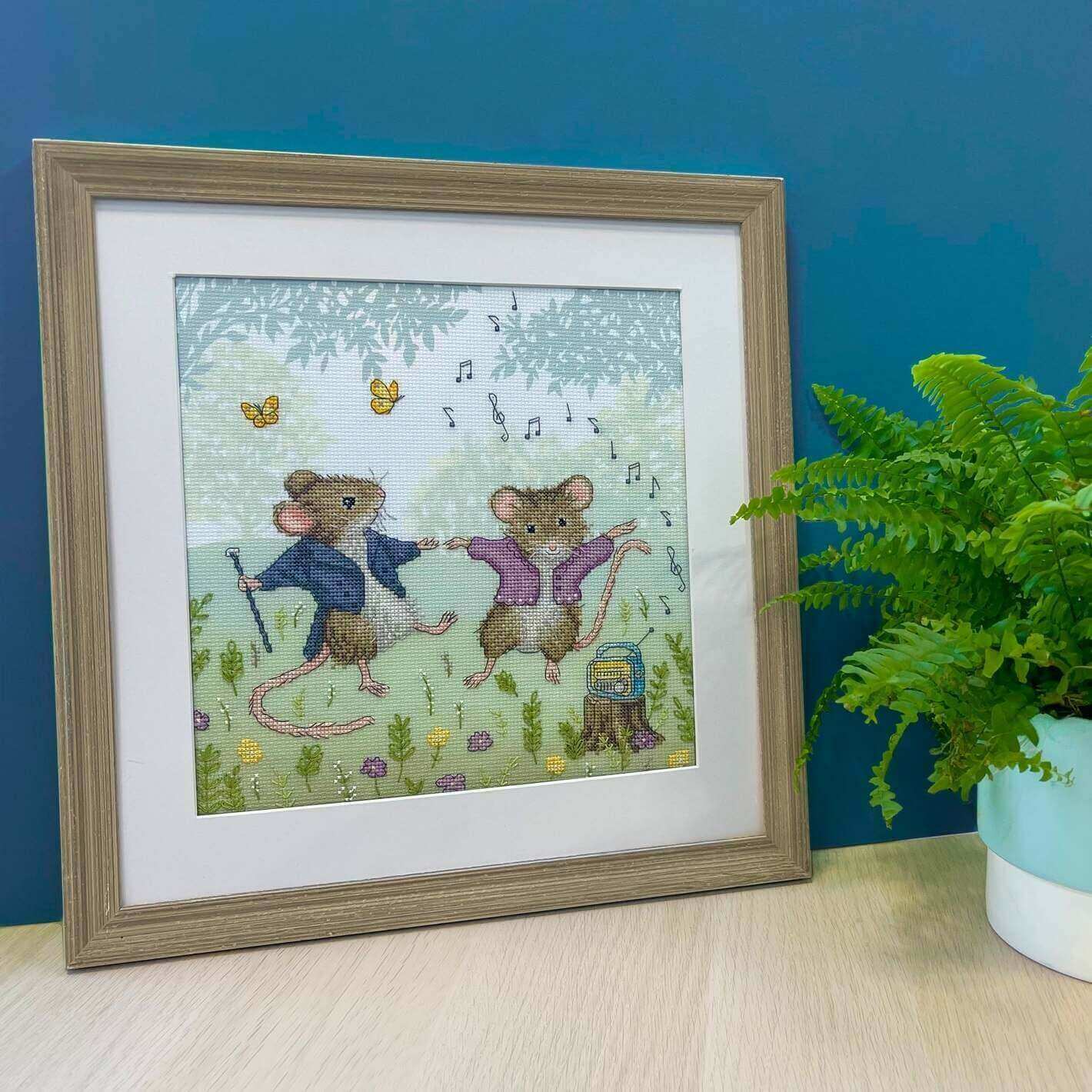 mouse dance 2 panda – The Craft Room